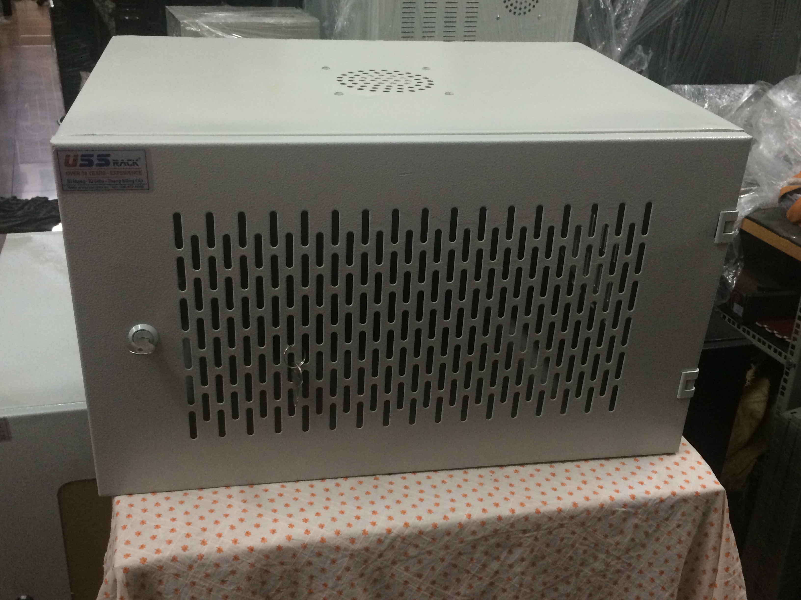 Tủ rack, tủ mạng 6u | USS - Bán tại kho, không lo về giá